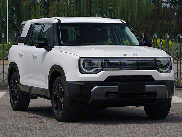 全新北京BJ30亮相 搭载1.5T混动系统_车家号_发现车生活_汽车之家