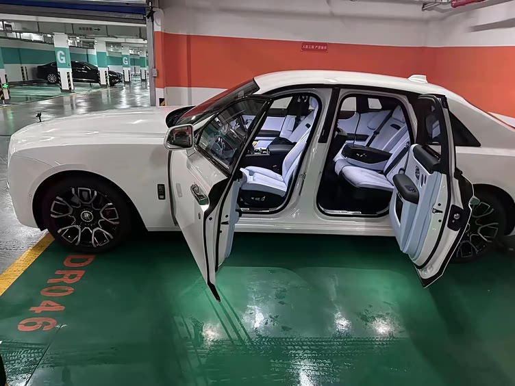 劳斯莱斯古思特bb 一手原版原漆 3000公里 价格美丽_车家号_发现车生活_汽车之家