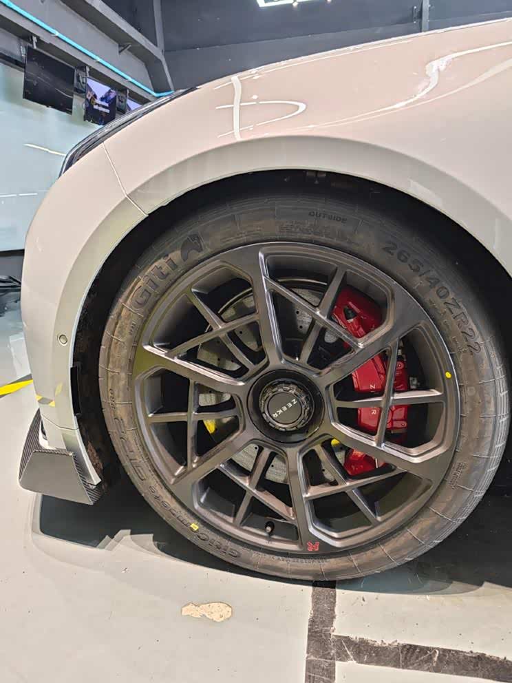 百万极氪真的来了！极氪001FR实车曝光_车家号_发现车生活_汽车之家