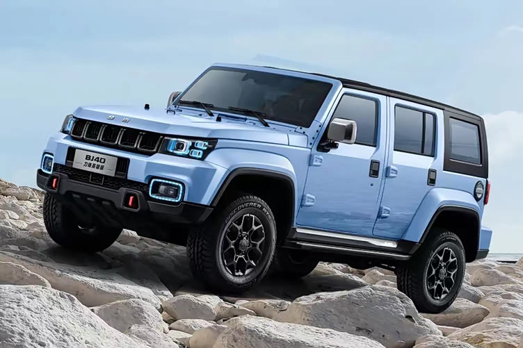 换装大联屏，全新北京BJ40内饰首曝，动力提升，现款15.98万元起_车家号_发现车生活_汽车之家