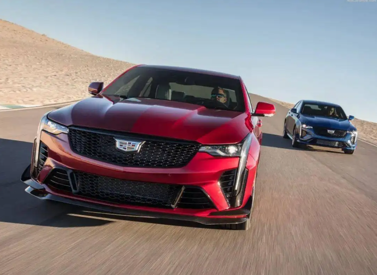 起步就是3.6T V6，凯迪拉克CT4/5-V黑翼版能否上演马力至上？_车家号_发现车生活_汽车之家