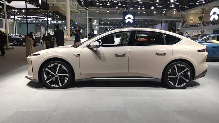 全新蔚来ET5 竞品有比亚迪海豹_车家号_发现车生活_汽车之家