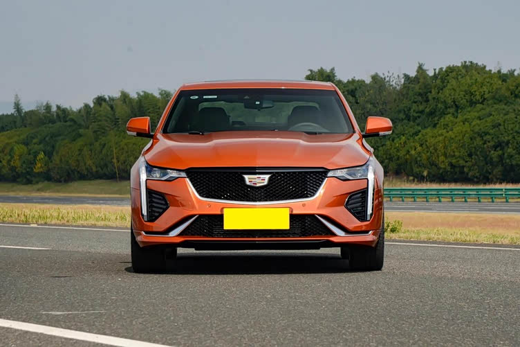 凯迪拉克CT4：1.5T爆发211马力，7.9秒破百，不比迈腾香？_车家号_发现车生活_汽车之家