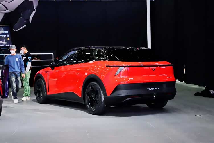 2022广州车展：两颗激光雷达+8295芯片，集度ROBO-01量产版亮相_车家号_发现车生活_汽车之家