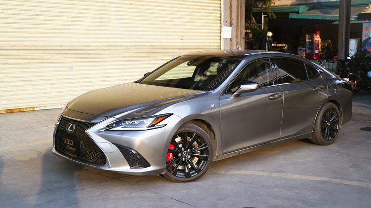 雷克萨斯ES260改装刹车升级，TEI刹车六活塞卡钳_车家号_发现车生活_汽车之家