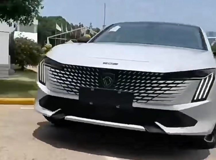 新款标致508国内实拍，造型个性帅气，新增1.6T插混，这次稳了？_车家号_发现车生活_汽车之家