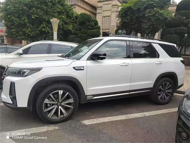 换装爱信8AT变速箱，2023款长安CS95到店实拍，前脸大变样_车家号_发现车生活_汽车之家