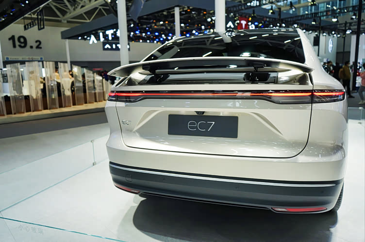 蔚来全新ES8和EC7齐亮相广州车展，能给销量带来“未来”吗？_车家号_发现车生活_汽车之家