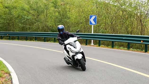 【文章】动力媲美150级的高端代步125踏板—大阳VRS125动态评测_车家号_汽车之家