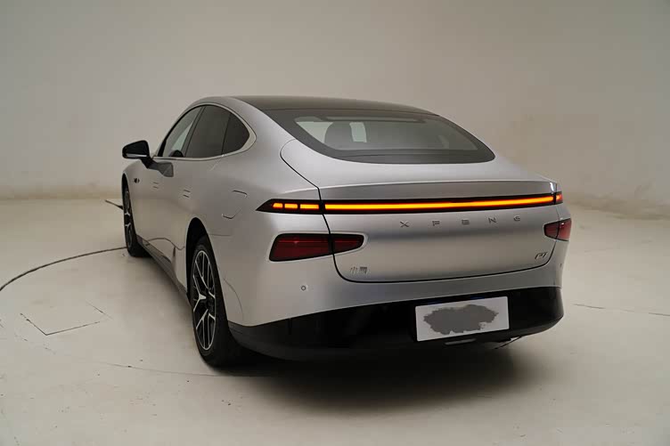 小鹏P7改款车型抢先看，它的变化能打动你吗？_车家号_发现车生活_汽车之家