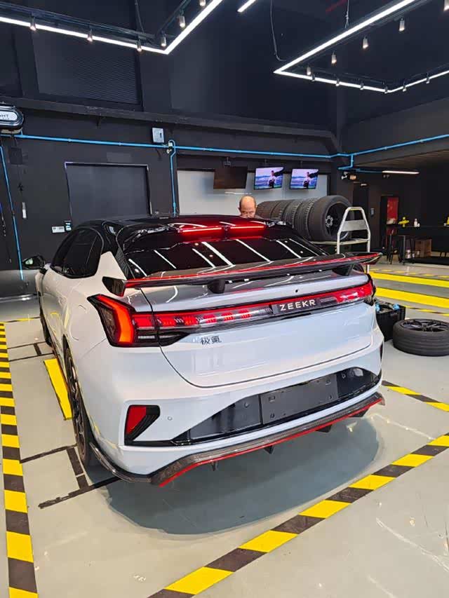 超越百万！极氪001FR即将亮相，你准备好了吗？_车家号_发现车生活_汽车之家