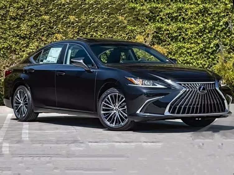 新款雷克萨斯ES350海外版，造型运动，搭载V6引擎_车家号_发现车生活_汽车之家