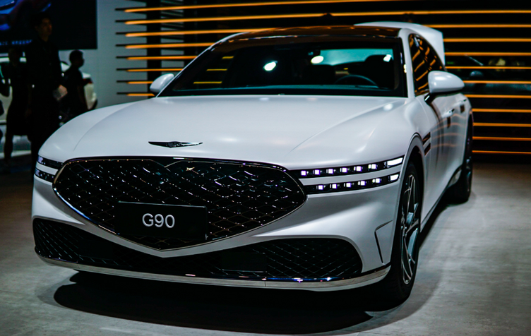 2023成都车展｜捷尼赛思G90及G90行政加长版上市，69.88万元起_车家号_发现车生活_汽车之家