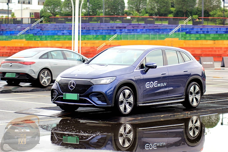 顶配价差近10万 EQE与EQE SUV你会怎么选？_车家号_发现车生活_汽车之家