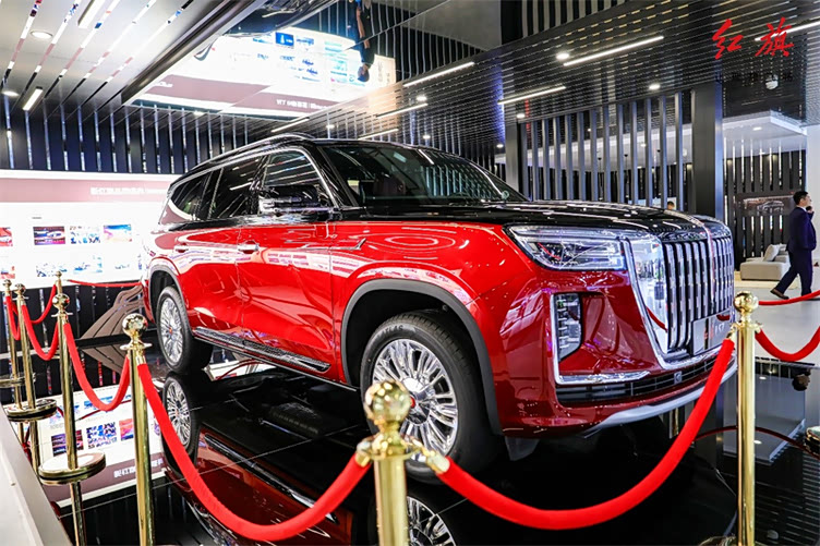 专属荣耀 再塑新境 红旗LS7双色定制版车型亮相粤港澳车展_车家号_发现车生活_汽车之家