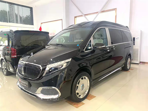 奔驰V260L豪华商务车定制，豪客V600全隔断4+2总裁座驾_车家号_发现车生活_汽车之家
