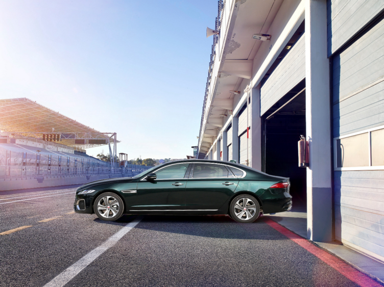 40万级豪华车的较量，“捷豹XFL”VS奥迪A6L你更在意谁？_车家号_发现车生活_汽车之家