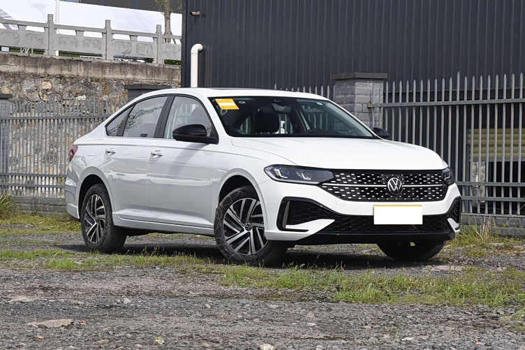 大众朗逸星空版，外观酷似帕萨特，配全新1.5T发动机，尾标300TSI_车家号_发现车生活_汽车之家