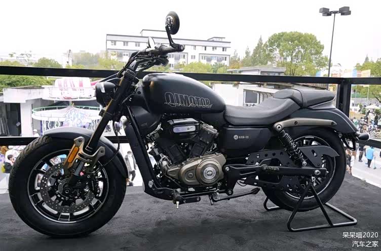 奔达灰石300对比QJ闪350，复古巡航你会如何选择呢？_车家号_发现车生活_汽车之家