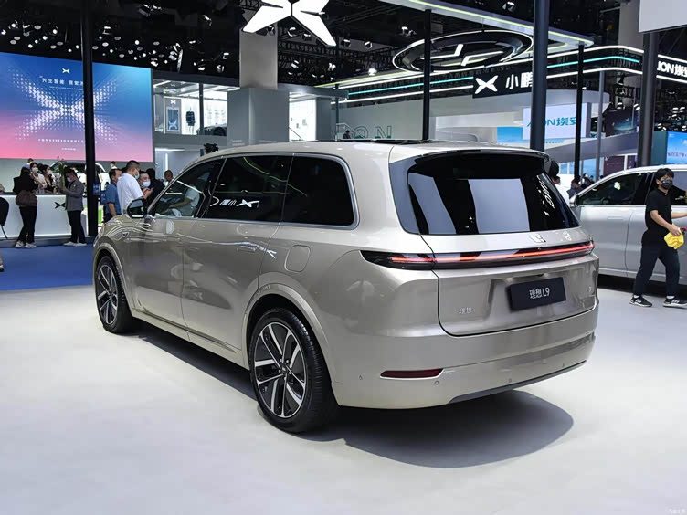 全新ES8得房率比理想L9高，家用商用皆可满足_车家号_发现车生活_汽车之家