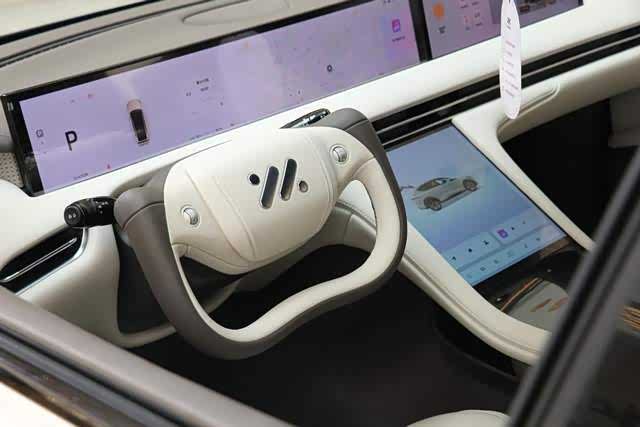 极致的舒适豪华体验！静态体验智己LS7_车家号_发现车生活_汽车之家