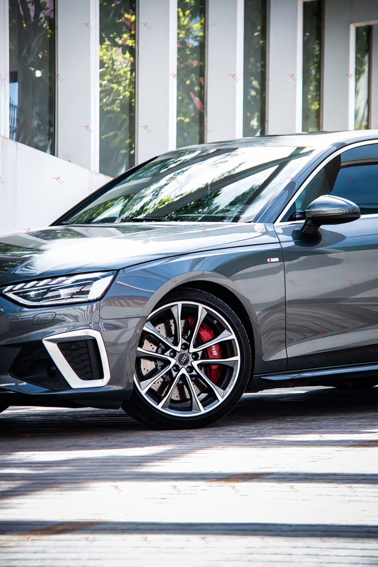 奥迪A4L改装避震 如果要大改姿态是第一步_车家号_发现车生活_汽车之家