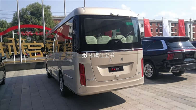 搭载3.0T发动机，17-23座布局，红旗QM7正式发布，竞争丰田考斯特_车家号_发现车生活_汽车之家