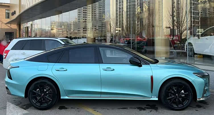 红旗全新掀背轿跑H6到店，酷炫颜值+6.8S破百，卖多少钱合适呢？_车家号_发现车生活_汽车之家