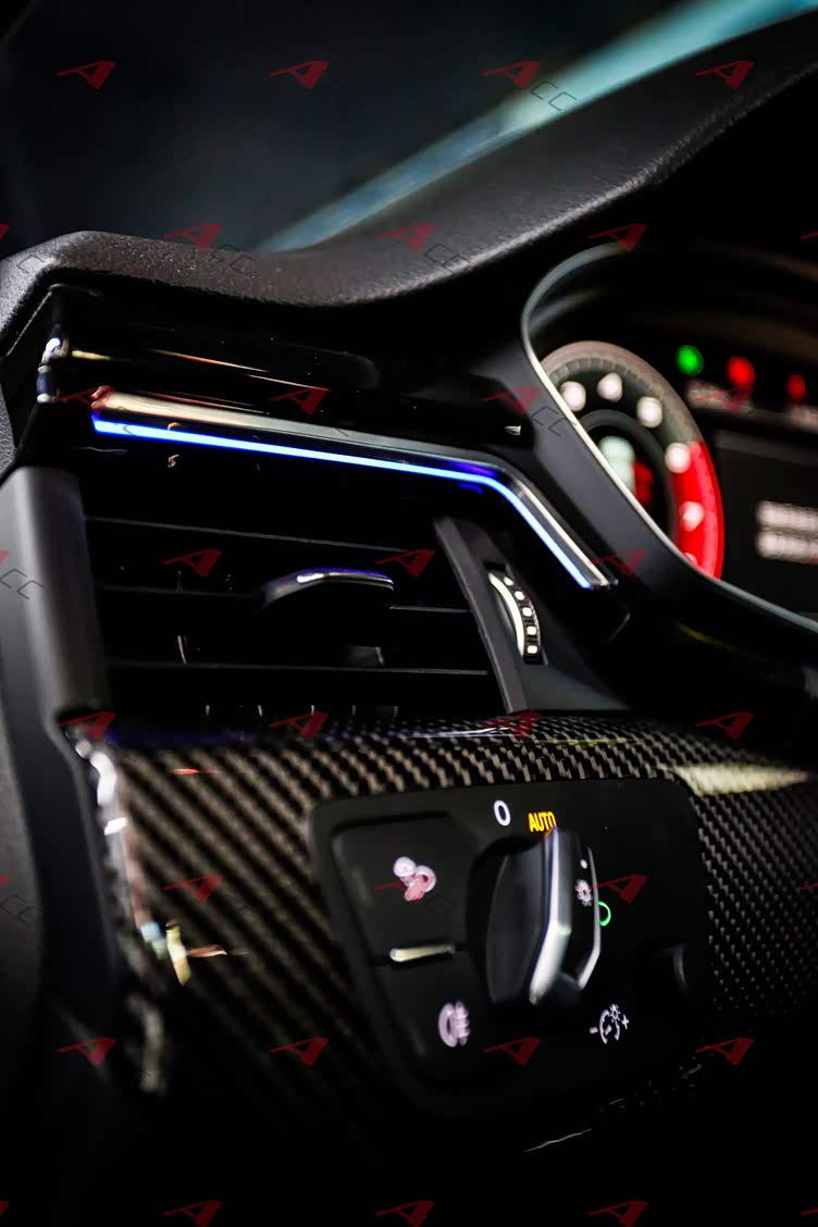 奥迪A4L内饰改装升级 打造一方属于自己的天地_车家号_发现车生活_汽车之家