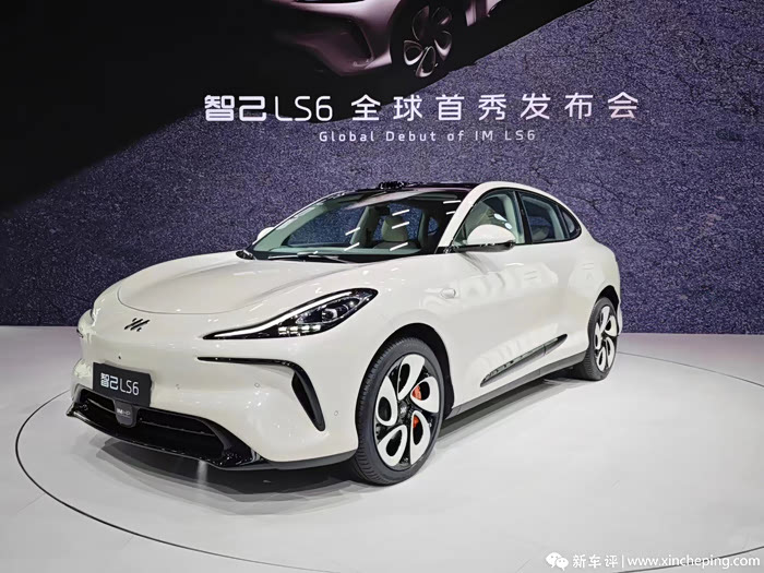 Model Y最强对手？23-30万买中大型SUV！智己LS6开启预售_车家号_发现车生活_汽车之家