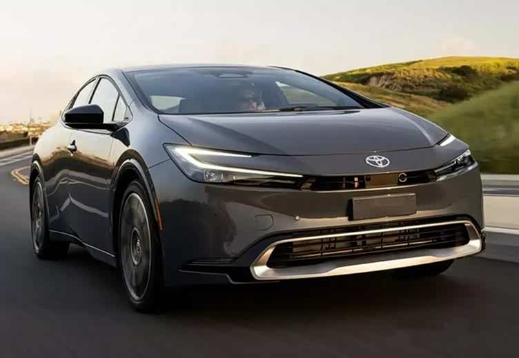 丰田这次“开窍”了！全新普锐斯曝光，2.0升混动，成爆款节奏？_车家号_发现车生活_汽车之家