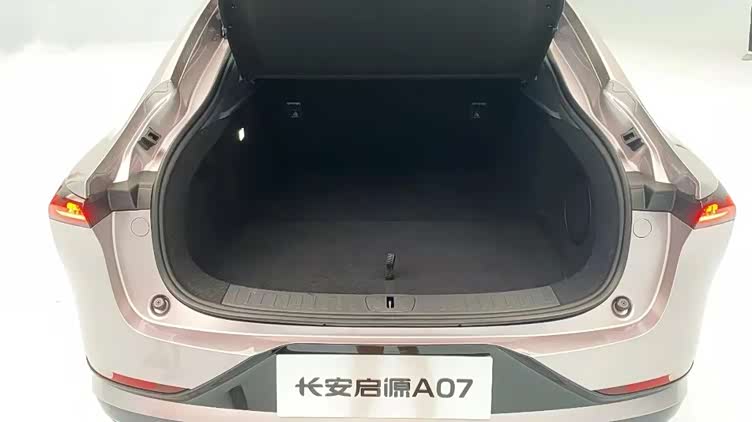 实拍长安启源A07：这些看不到的细节，必须提前感受一下_车家号_发现车生活_汽车之家