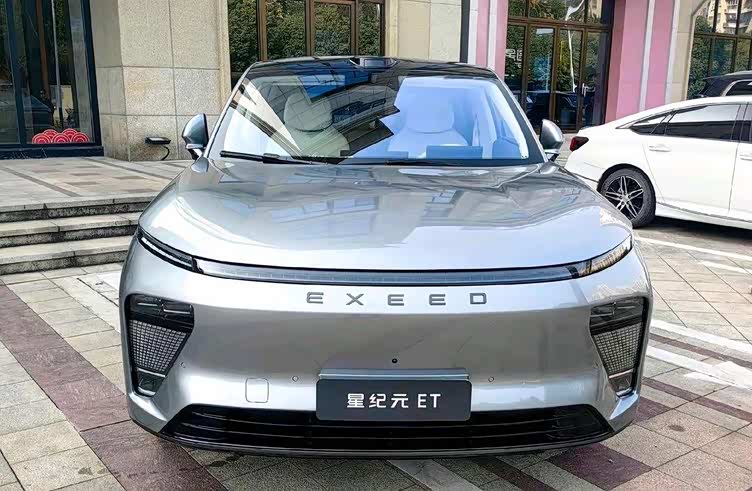 眼前一亮！奇瑞星纪元ET，科幻之魅，谱写纯电SUV新篇章_车家号_发现车生活_汽车之家