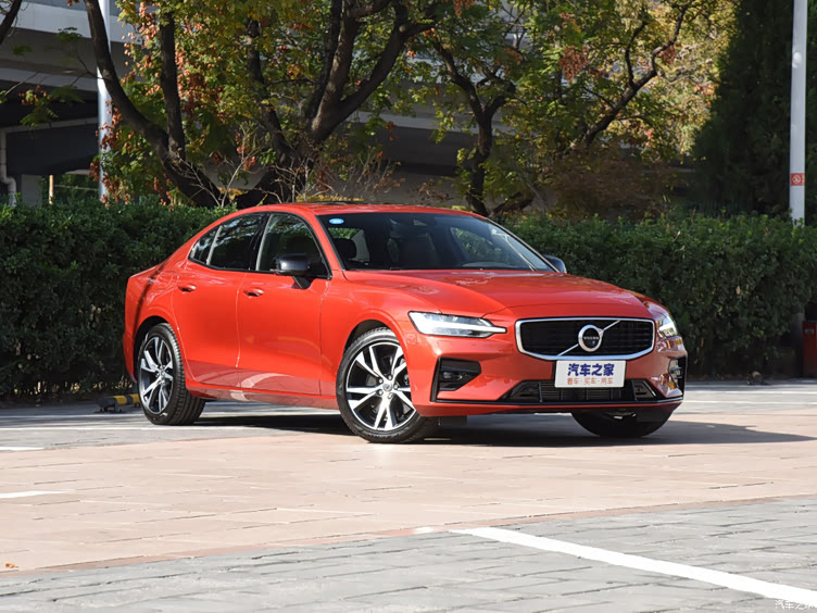 二线豪华品牌对决，如何在S60和Q50L之间下决心？_车家号_发现车生活_汽车之家