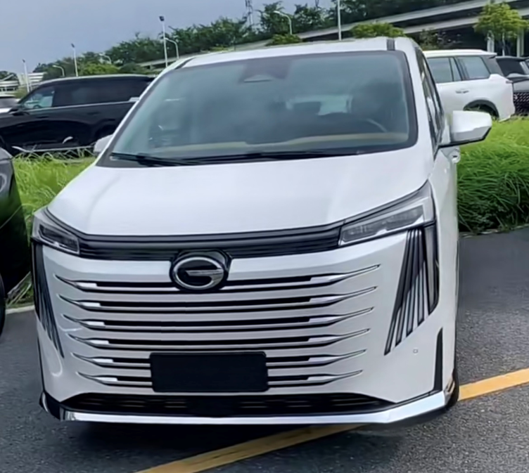 M8混动版！传祺“E9”实车现身，搭2.0T插混，比腾势D9更香？_车家号_发现车生活_汽车之家