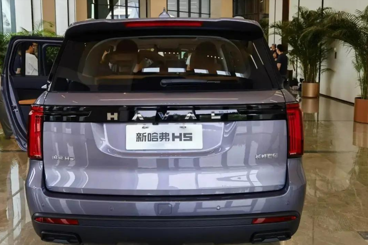 新哈弗H5实车，3.14米轴距媲美“全尺寸”，带大梁有柴油版_车家号_发现车生活_汽车之家