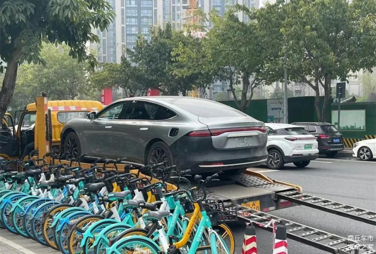 颜值符合预期吗?疑似小米汽车实车曝光,起步价或30万元左右 车家号 发现车生活 汽车之家