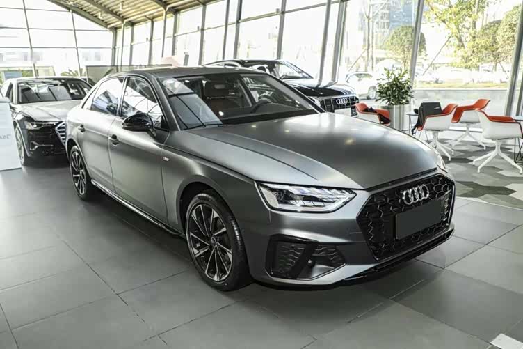 击穿价格底线，奥迪A4L最大优惠12万，六款配置如何选？_车家号_发现车生活_汽车之家