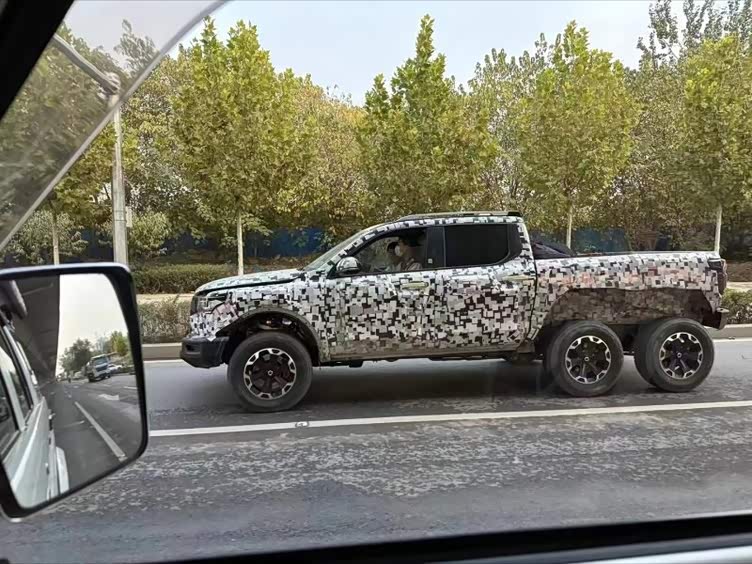 长城山海炮6x6版谍照曝光 或搭载3.0T V6动力/采用三轴六驱布局_车家号_发现车生活_汽车之家
