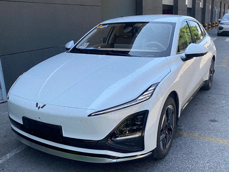 五菱星光实车曝光，全新设计风格，外观很年轻运动，车长4835mm_车家号_发现车生活_汽车之家