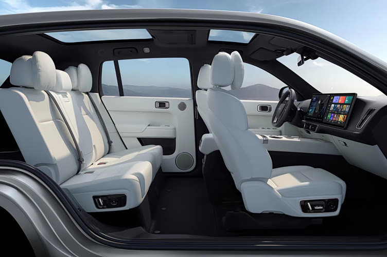 理想L7，是不是一台舒适的家用大5座SUV_车家号_发现车生活_汽车之家