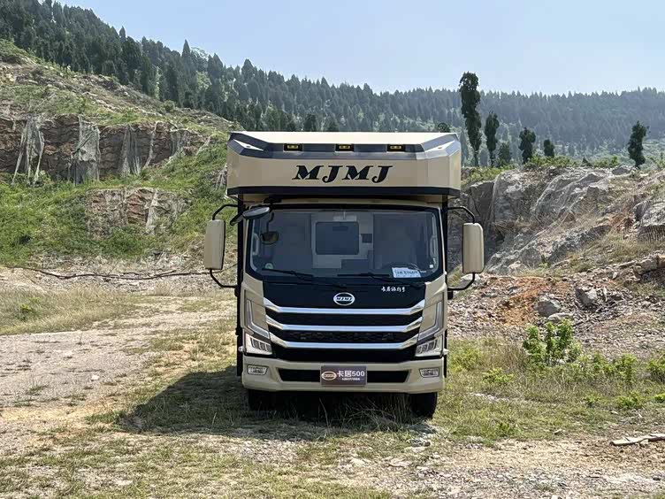 卡居500房车 后置厨卫＋东北大坑 创新空间设计 精心打造旅居神器_车家号_发现车生活_汽车之家