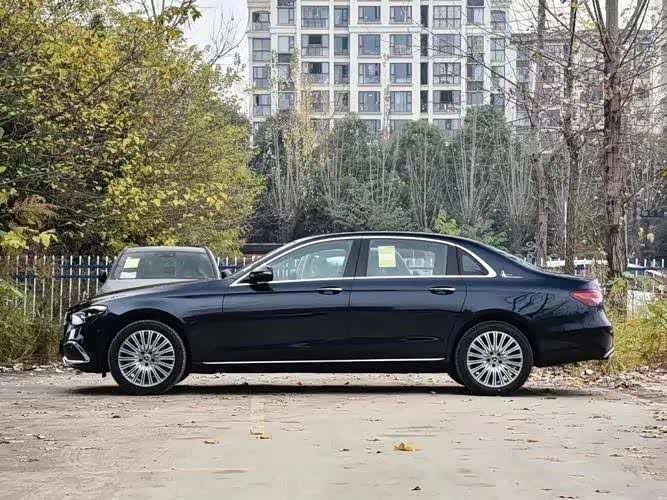 奔驰e闭眼选e300L最低配_车家号_发现车生活_汽车之家