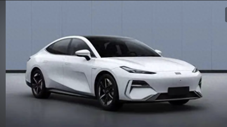 吉利银河E8，室温超导概念车的量产版，能否撼动比亚迪汉EV？_车家号_发现车生活_汽车之家