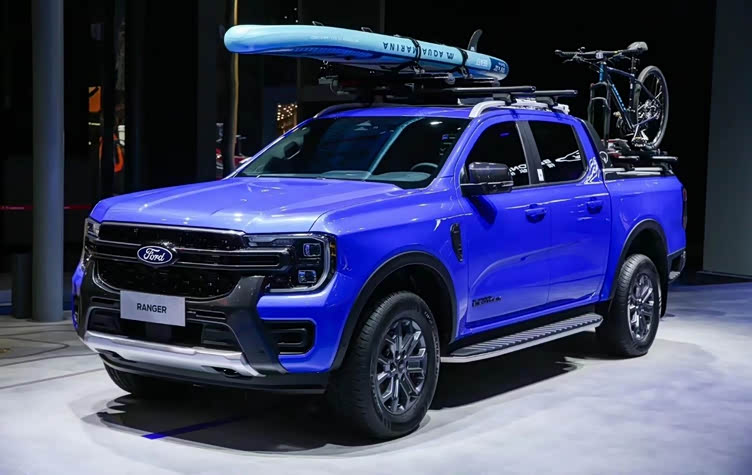 皮卡也疯狂！福特Ranger领衔 三款全新皮卡亮相成都车展_车家号_发现车生活_汽车之家