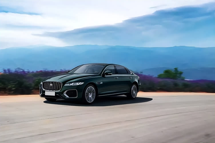 捷豹XFL对比奥迪A6L ，谁才是豪华轿车中的标杆车型？_车家号_发现车生活_汽车之家