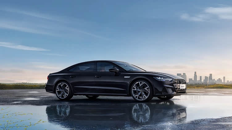 搭载两种动力！2023款奥迪A7L发布 能否挽回销量颓势？_车家号_发现车生活_汽车之家