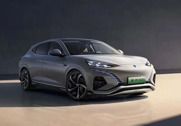 腾势N7、仰望U8齐亮相上海车展，比亚迪要打高端局！_车家号_发现车生活_汽车之家