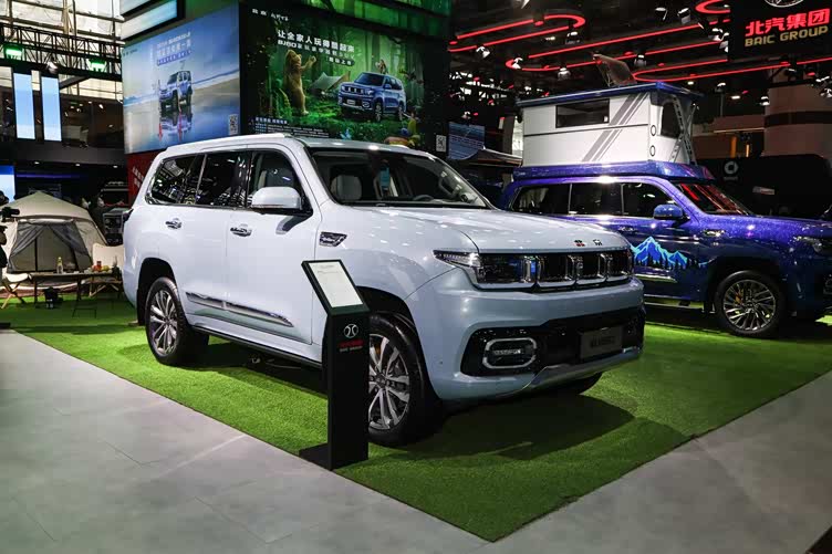 预算25万落地，如何选硬派SUV？搭柴油2.0T的领地，7座四驱带大梁_车家号_发现车生活_汽车之家