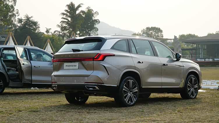 2.0T+9AT，5米、6座、17万起，GS8的强劲对手RAV4，这么选不后悔_车家号_发现车生活_汽车之家